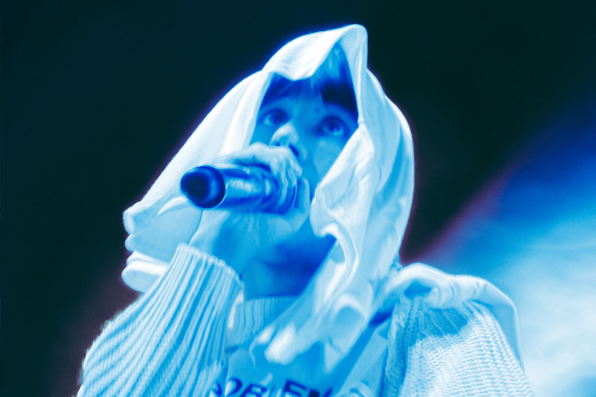 Rojuu en Guadalajara, el emo-trap y los synths por primera vez