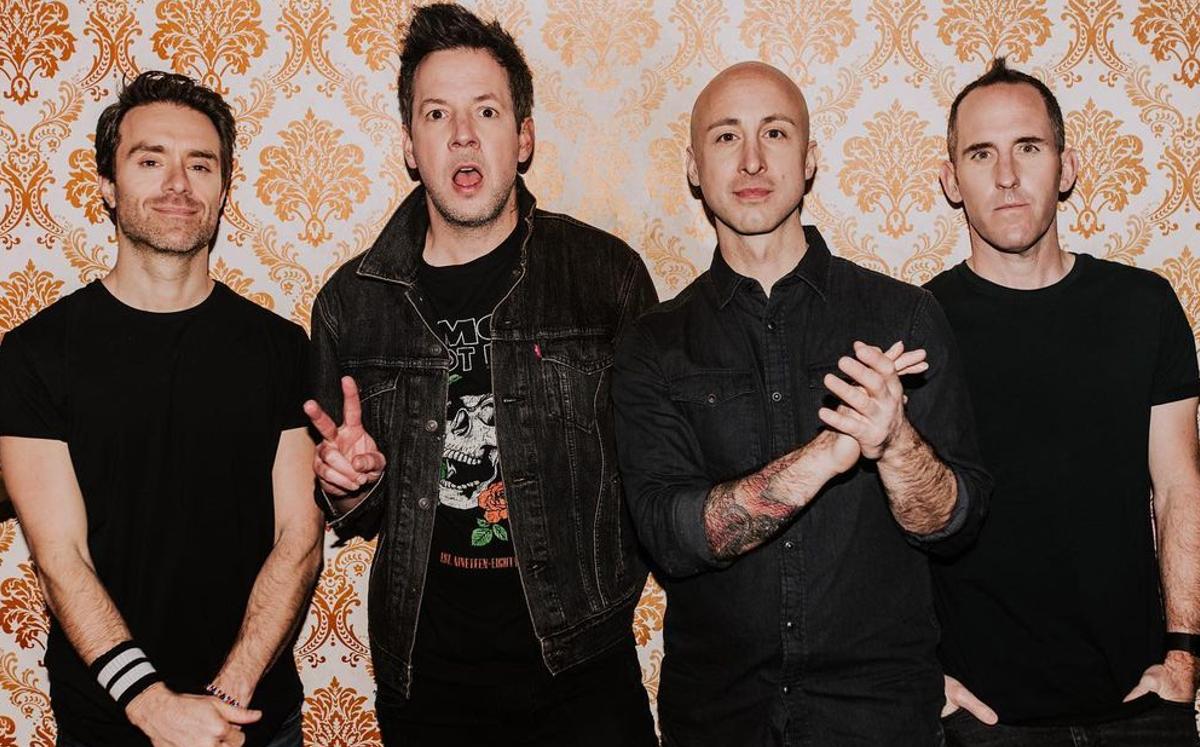 Simple plan dice: WELCOME To Tecate Coordenada