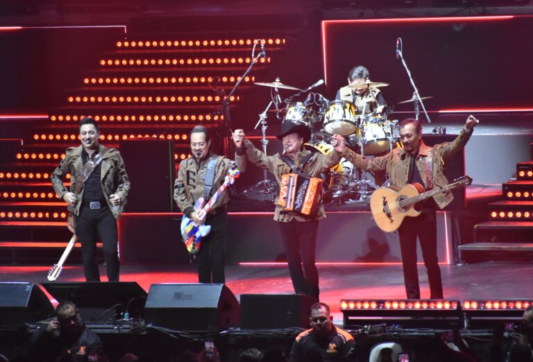 TOTO regresa a México en Diciembre - Setlist.me | Tu guía de los ...